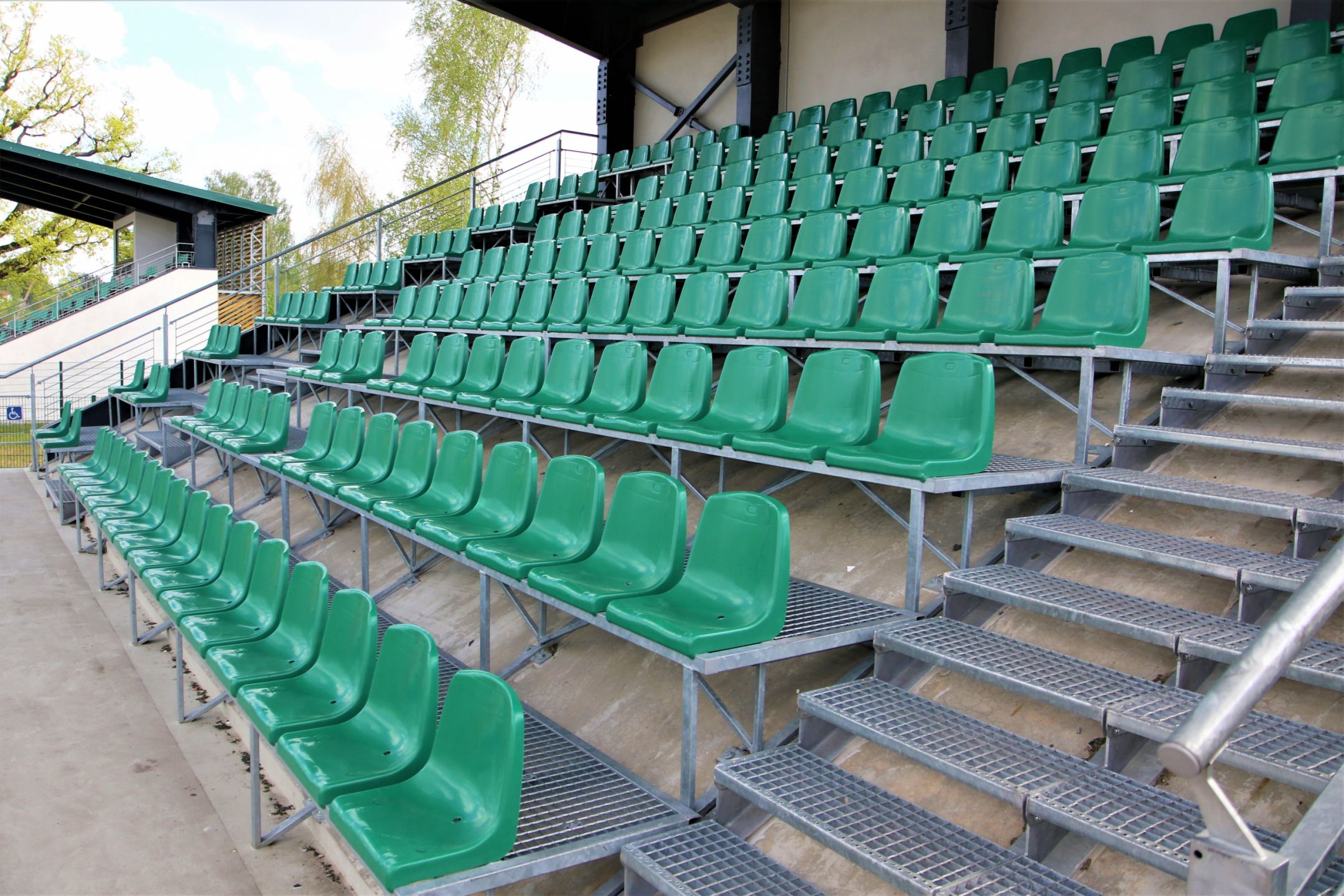 Outdoor spectator stands - Sporta Halle