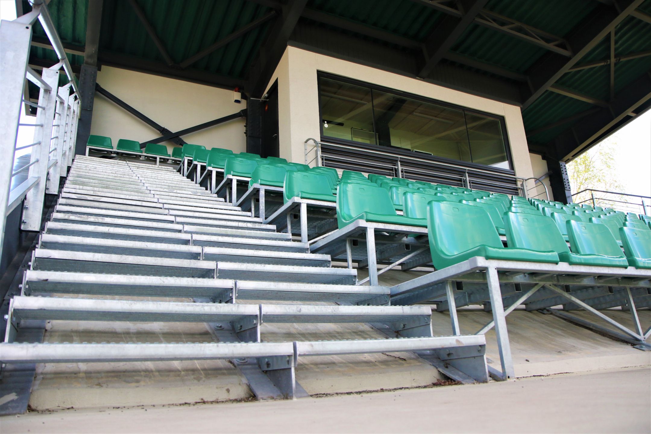 Outdoor spectator stands - Sporta Halle