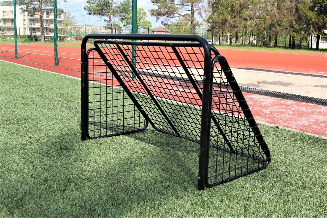 Futbola vārti - Sporta Halle